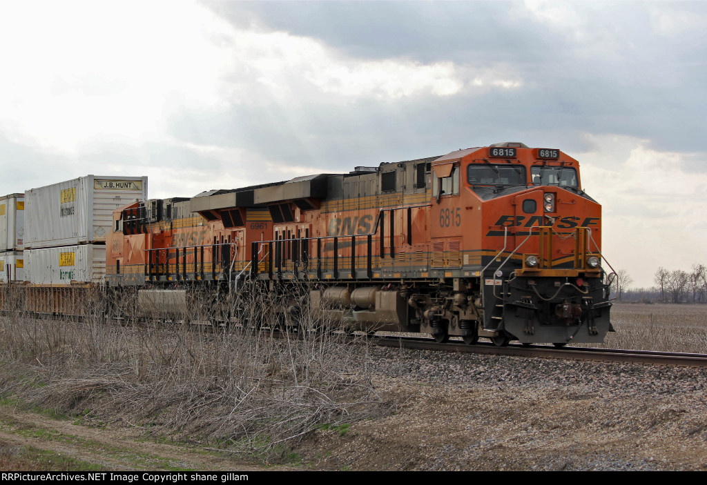 BNSF 6815